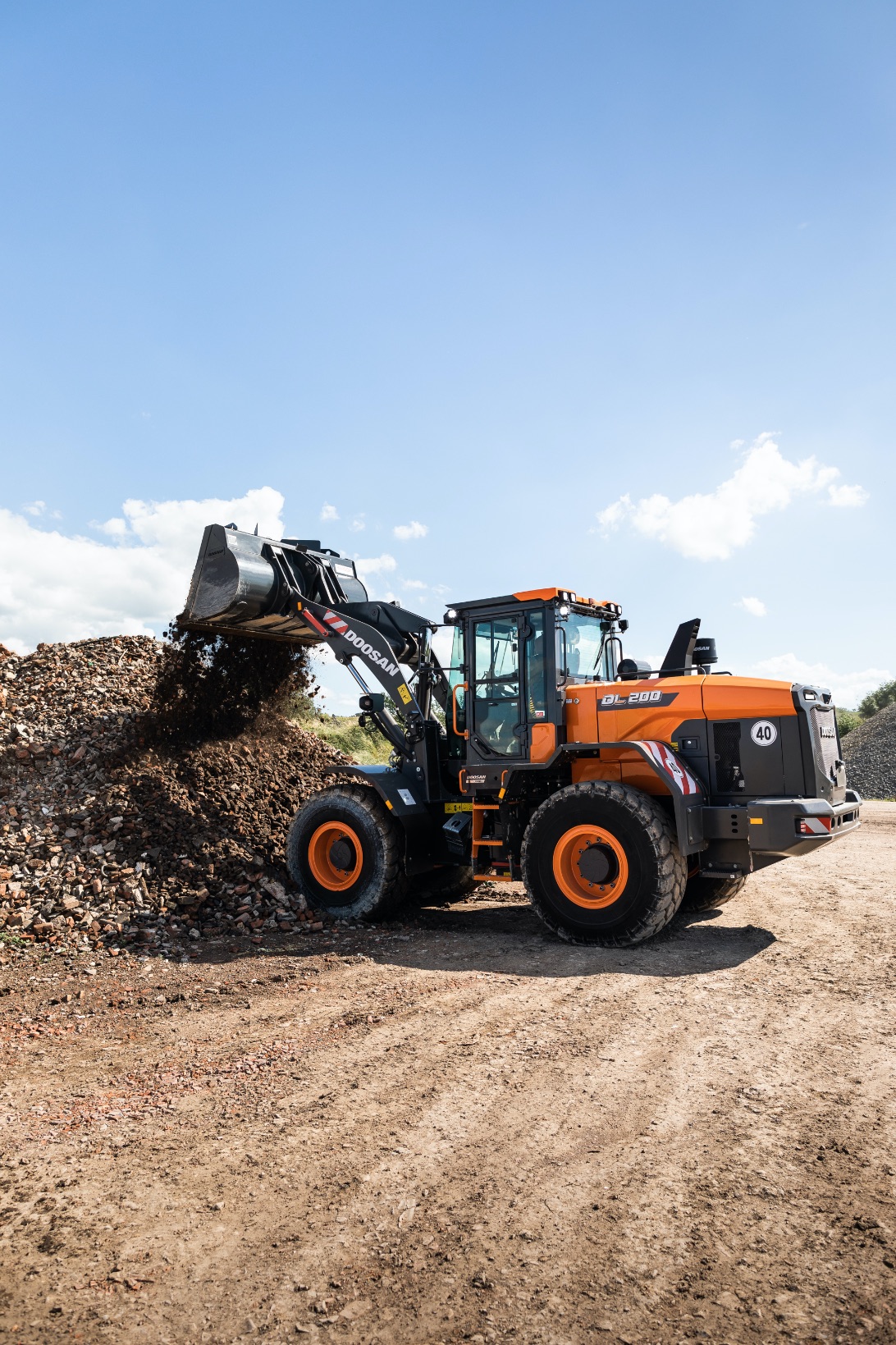 Introducing The New DL200-7 Wheel Loader | Develon Europe